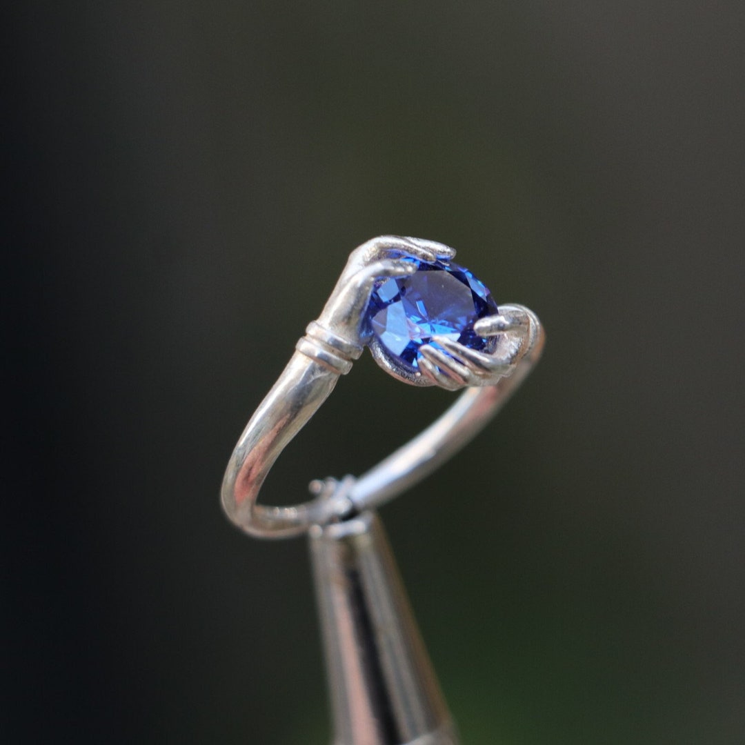 Sapphire 925 Silver Ring, Hands Sterling Silver Ring, Sapphire Hand ...