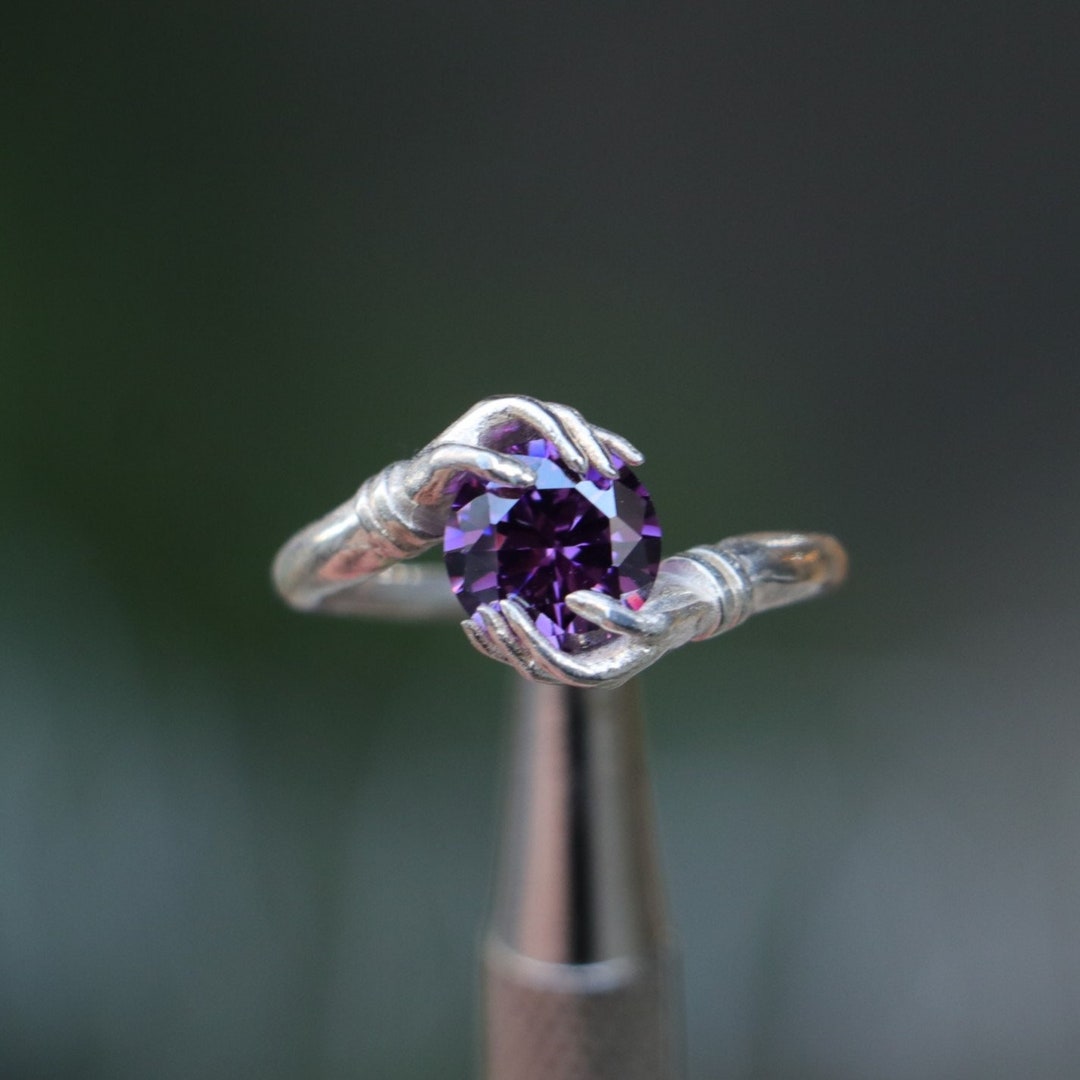 The Secret of Cosmos, Hands Ring, Gemstone Ring, Valentine's Day ...