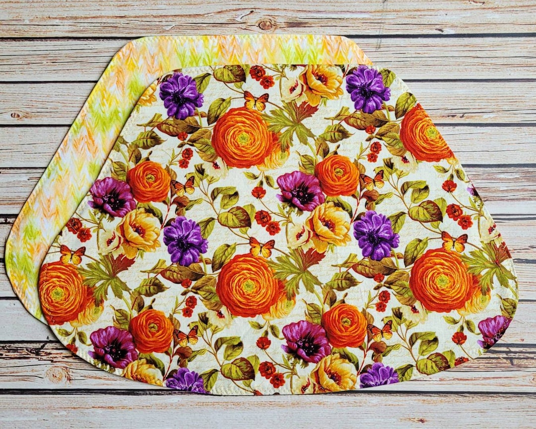 Reversible Floral Wedge Placemats Set of 4 Green Yellow - Etsy