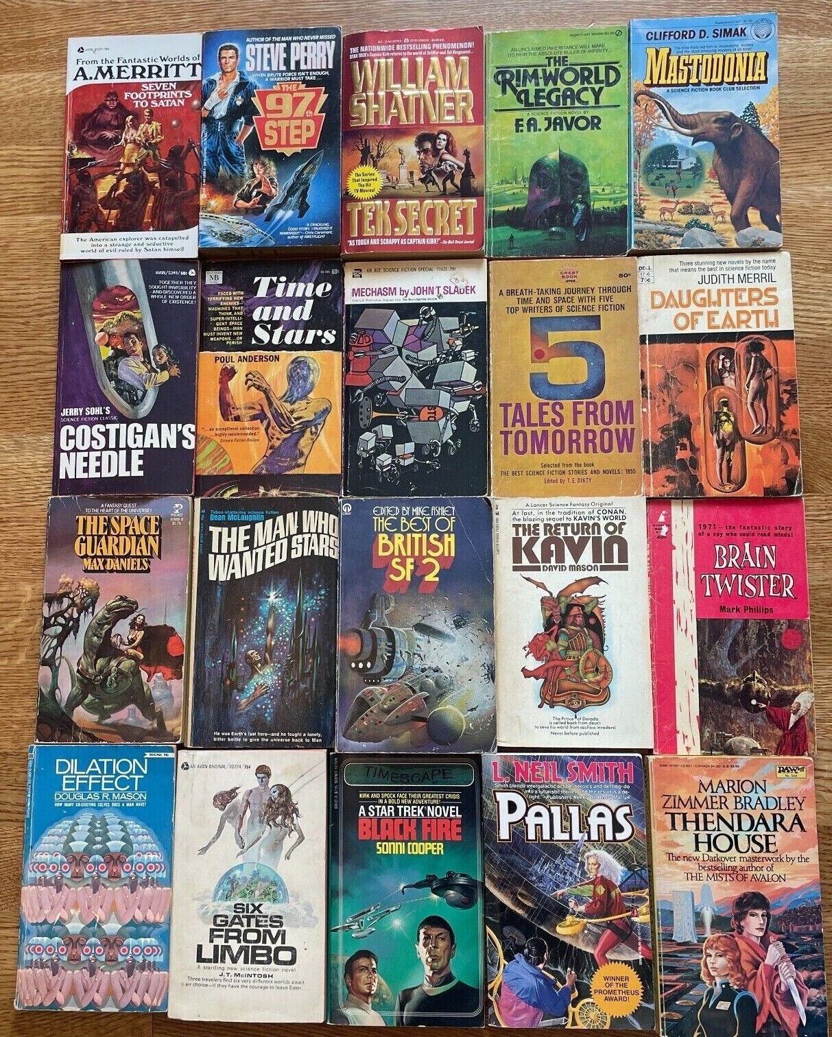 10X Random Mix of Vintage Science Fiction Paperback Books 1960s+ Lot No ...