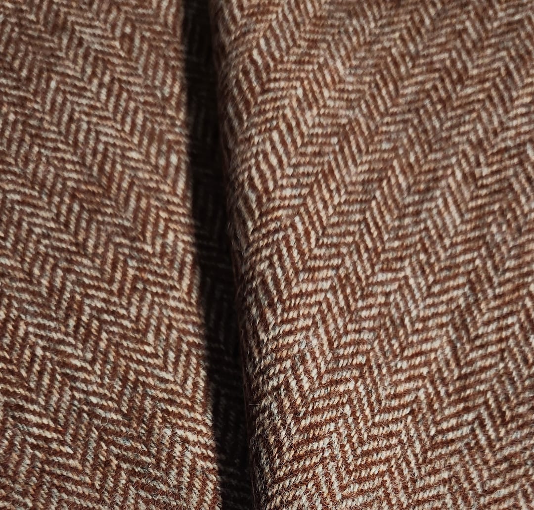Ruddy Brown Herringbone Tweed 100% Pure Wool Tweed Woolen Fabric Made ...