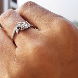 Rose Flower Engagement Ring, Nature Inspired Ring, Dainty Floral Design ...