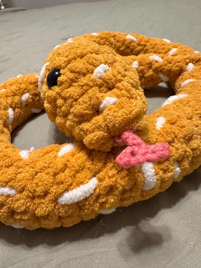 Crochet Pretzel Snake - Etsy