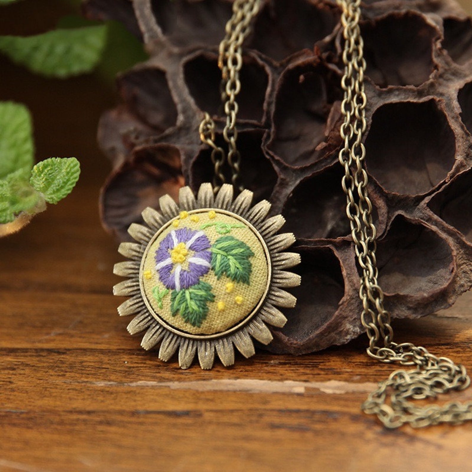 Beginner Embroidery Kit Necklace: Mushroom Pendant, DIY Jewelry - Etsy