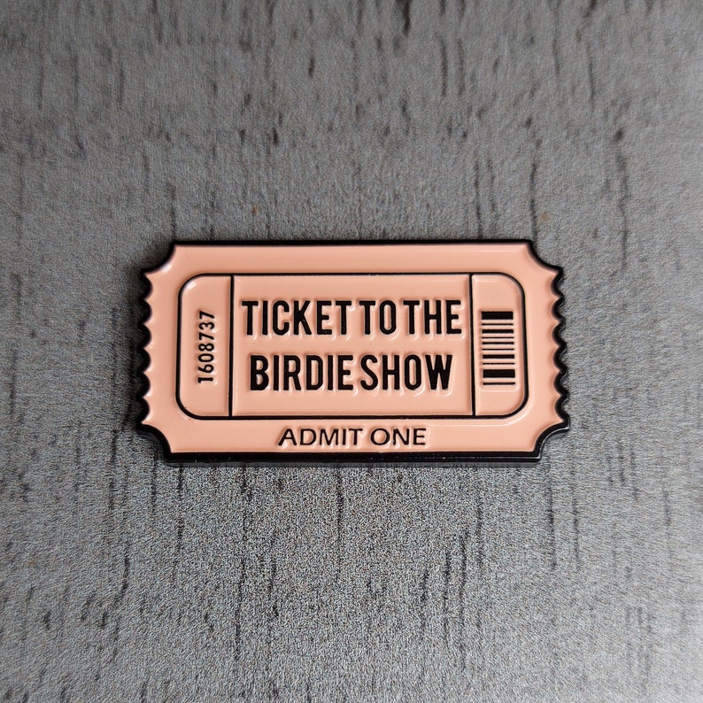 Golf Ball Marker ticket to the Birdie Show. - Etsy UK