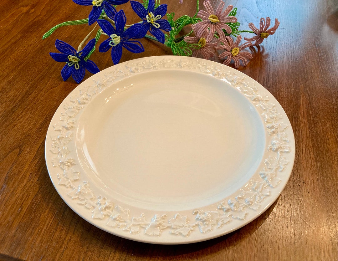 Wedgwood Grape Embossed Queensware Cream on Cream Plain Edge 10" Dinner ...