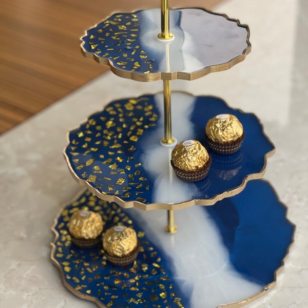 Resin Cake Stand - Etsy
