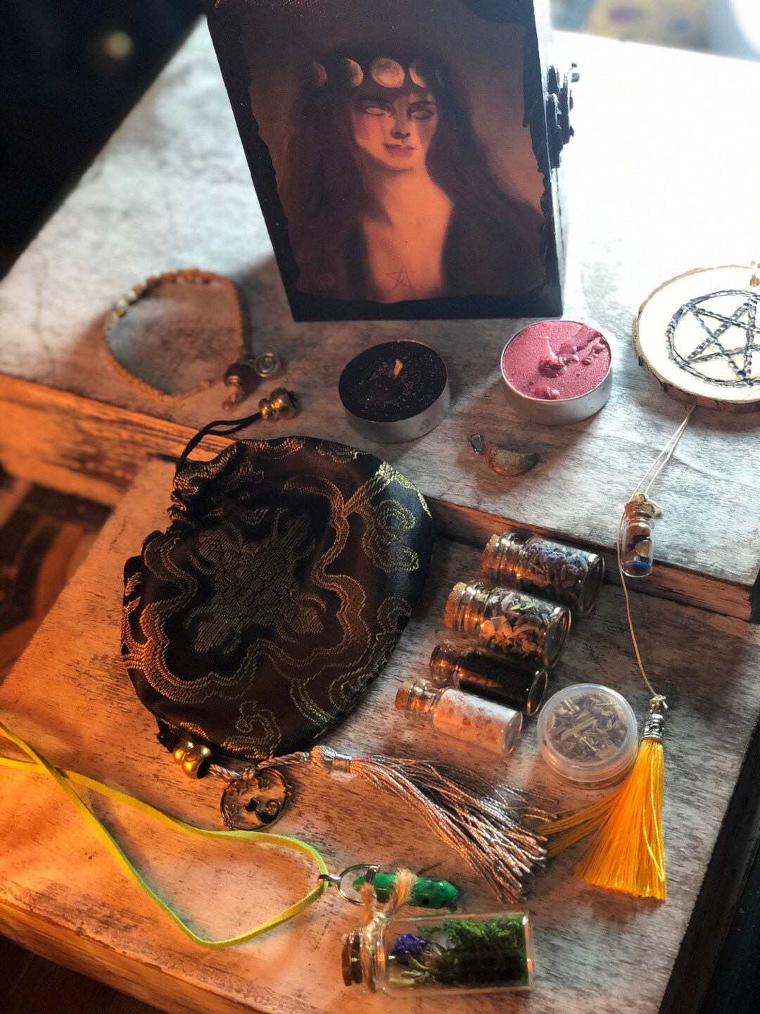 YULE / Witchcraft Yule Mystery Box /YULE WITCH Altar / Witchcraft ...