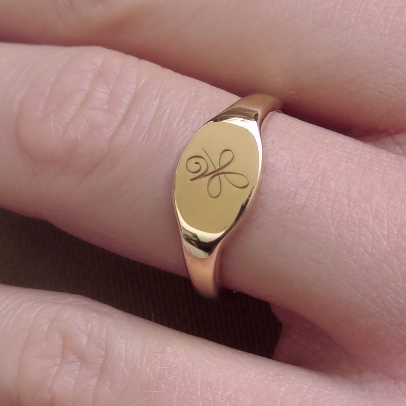 Solid Gold Signet Ring Women - Etsy