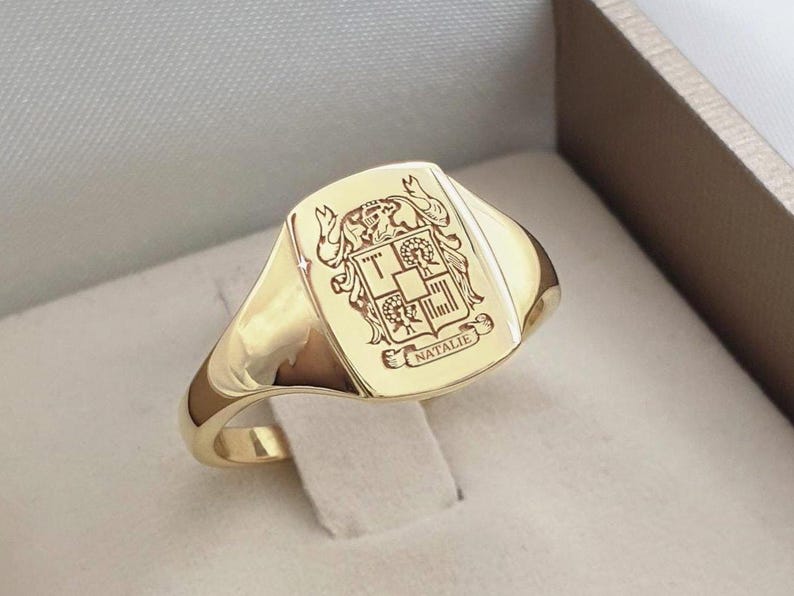 Solid Gold Family Crest Signet Ring - Custom Coat of Arms - Etsy