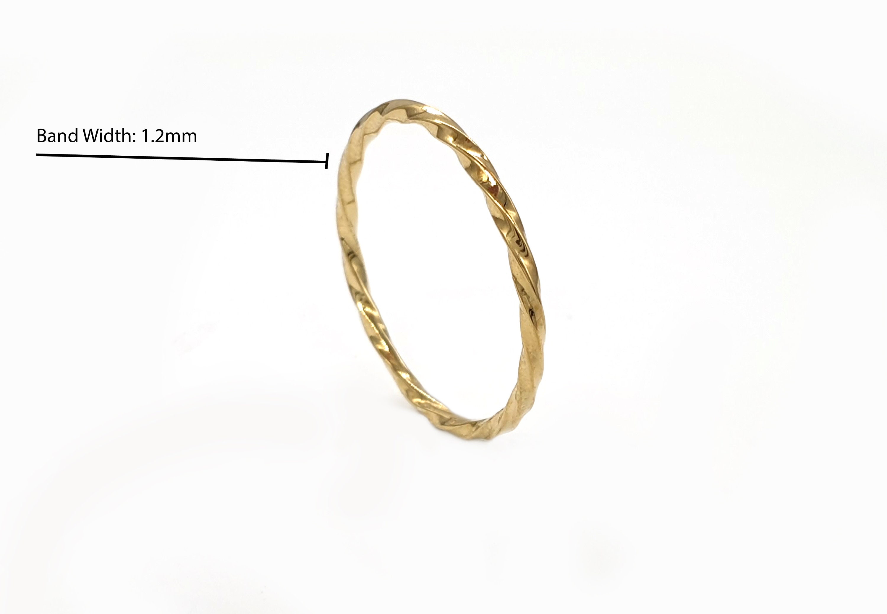 Square wire twisted ring in solid gold Thin eternity Twist | Etsy