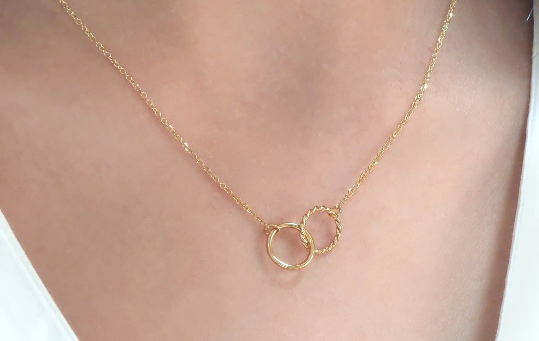 Double Circle Eternity Necklace in Solid Gold, Twisted Interlocking ...