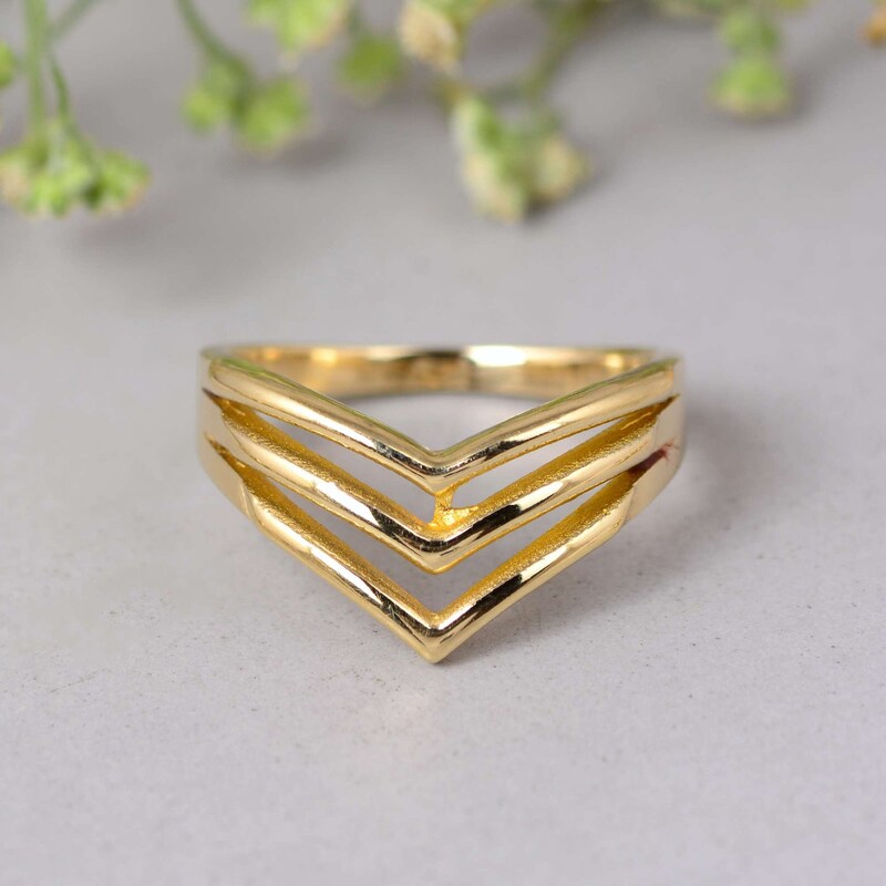 Chevron Ring - Etsy