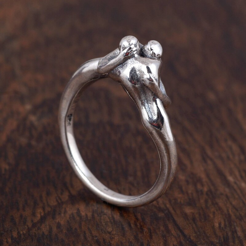 Kiss Ring - Etsy