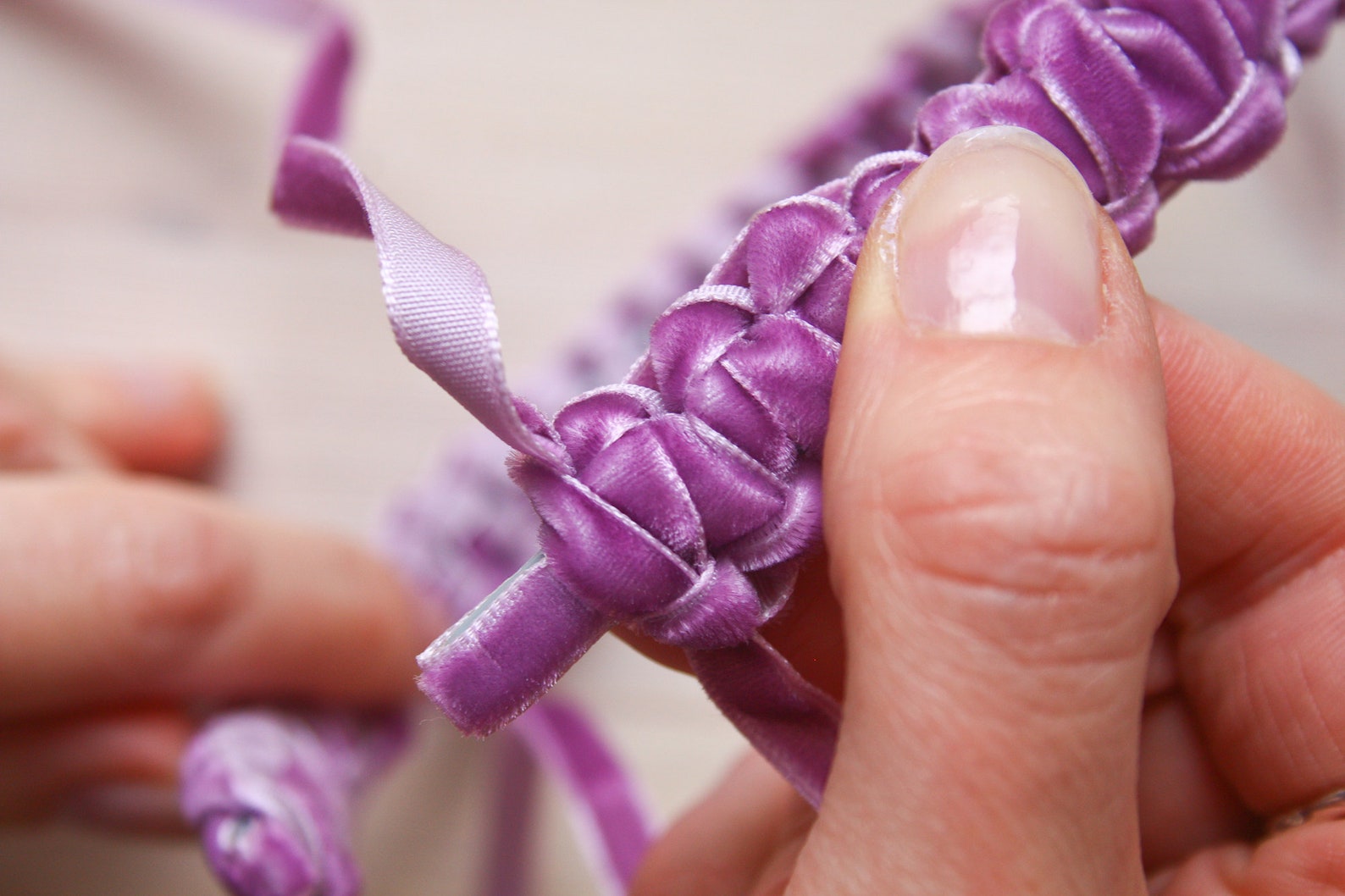 Macrame Headband Pattern, Knotted Headband Tutorial, Macrame Alice Band ...