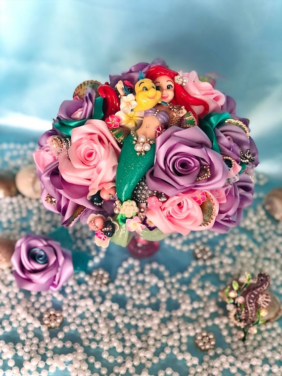 Under The Sea Themed Wedding Bouquet Ideas Beach Wedding Bouquet