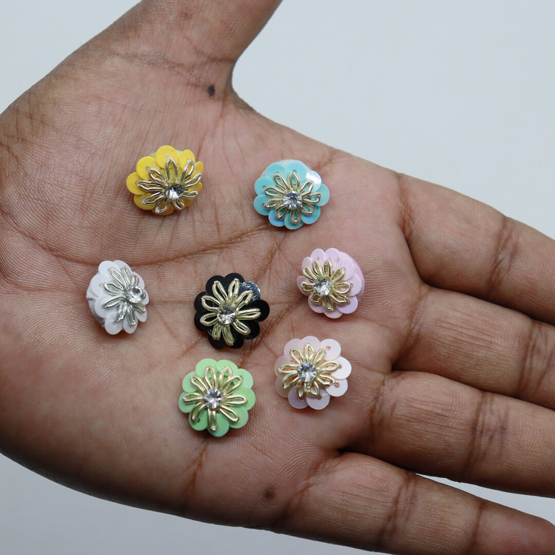 Zardosi Rhinestone Flower Buttons: Costume Embellishments (pack of 20 ...