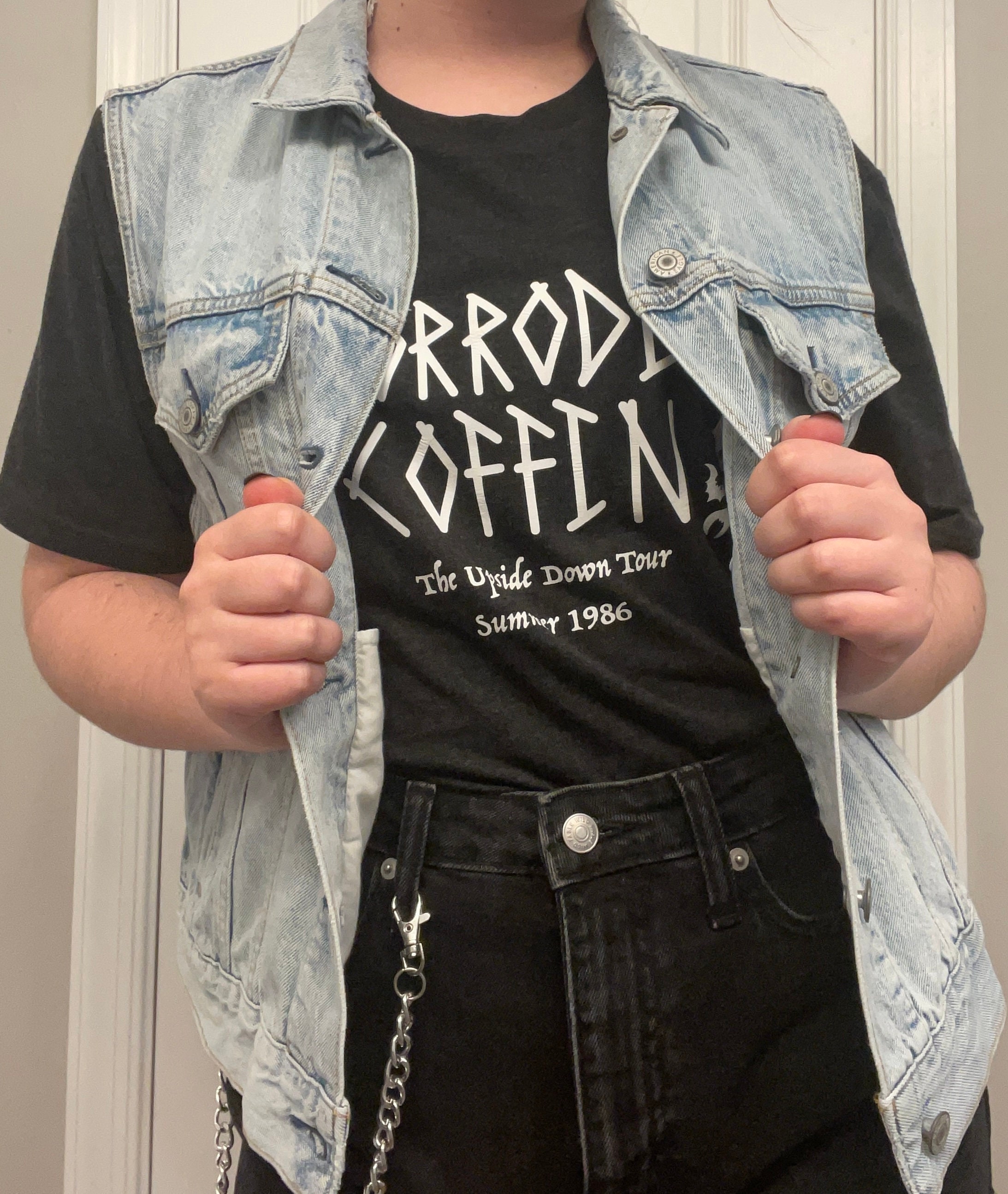 Stranger Things Eddie Munson Corroded Coffin Tour T-shirt - Etsy