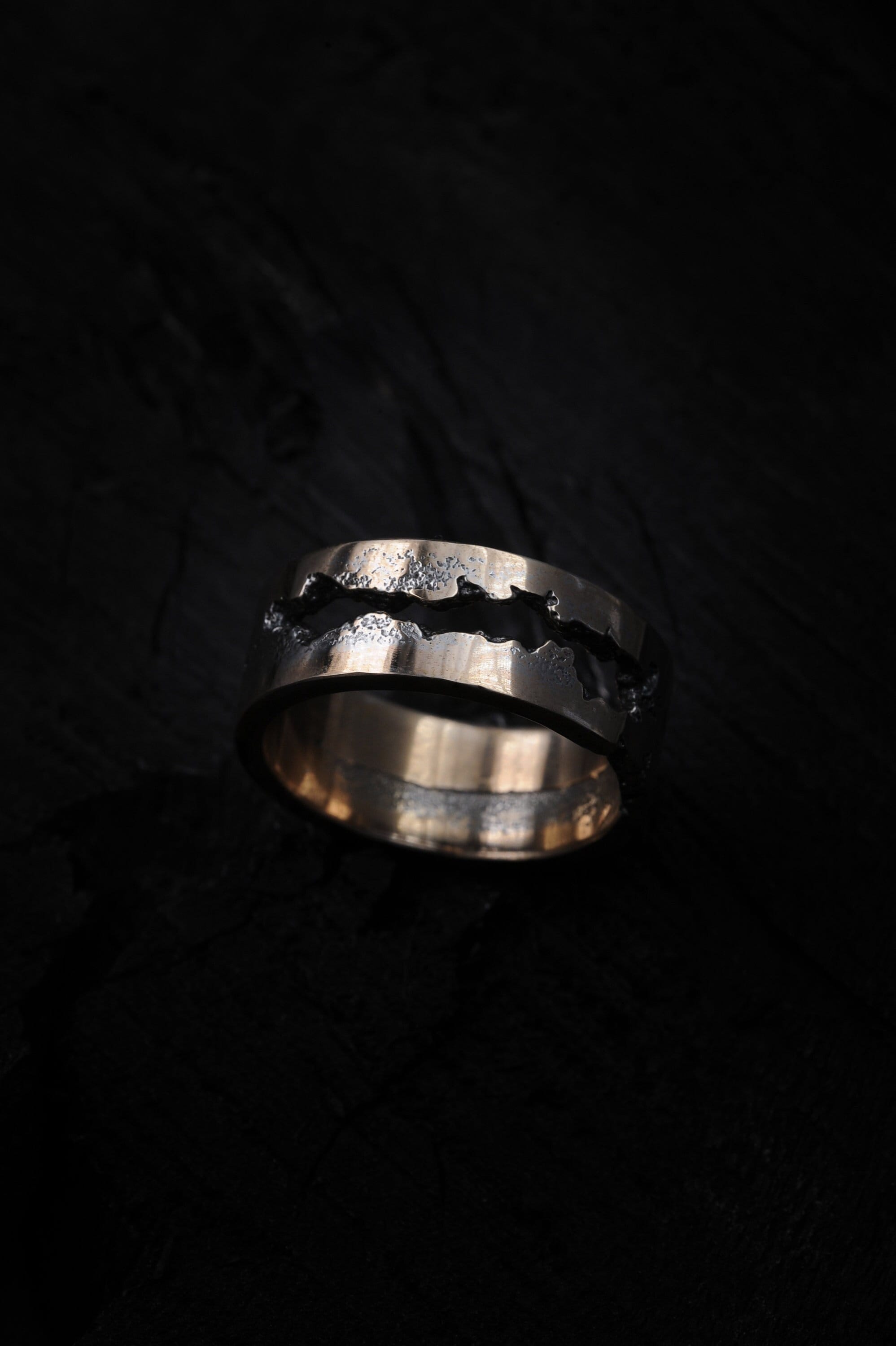 Cracked Brozne Ring.men'sminimalist Hand Cast Bronze - Etsy