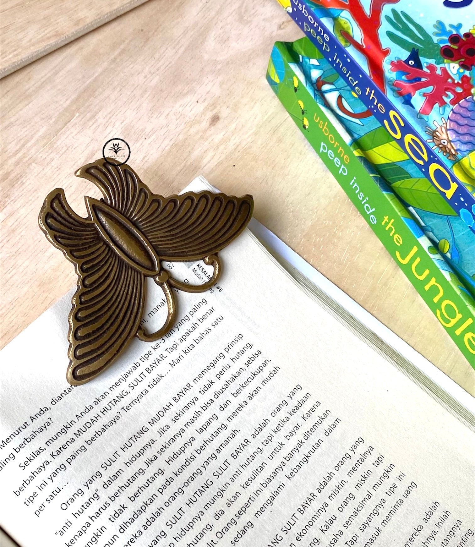 2 Items Butterfly Wall & Paper Clip Brass Butterfly Clam Paper Brass ...