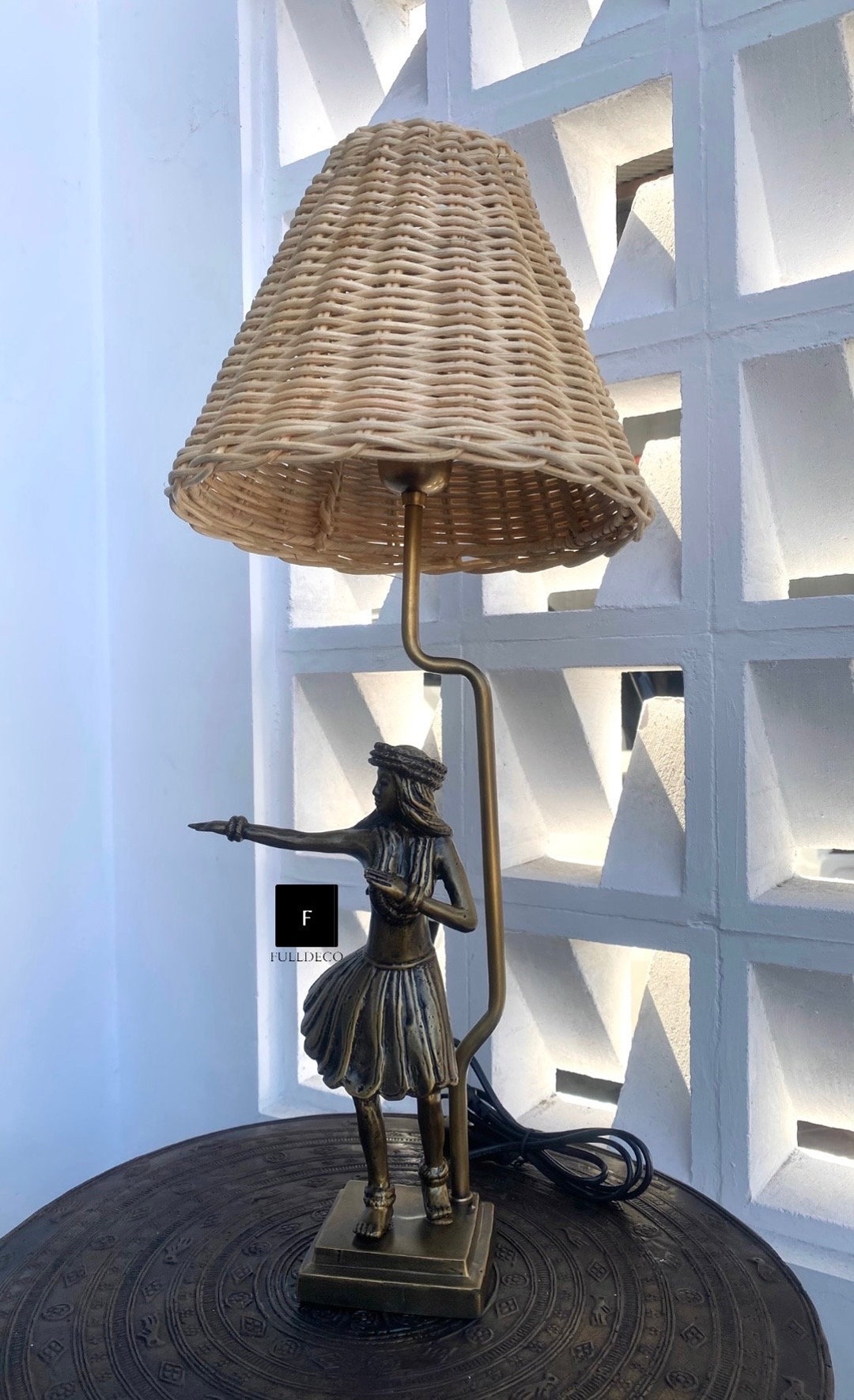 Exotic Women Tropical Brass Lamp Shade - Hawaii Women Lamp Shade ...