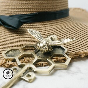 2 Pieces of Gold Bee Hive Hook - Bee Hive Wall Decor - Golden Bee Hive ...