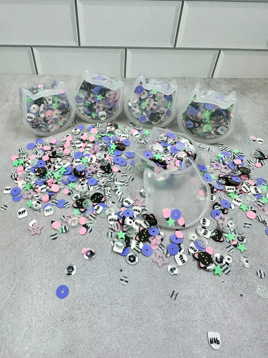 10g of Halloween Sequins Mix in a Cat Container - Etsy