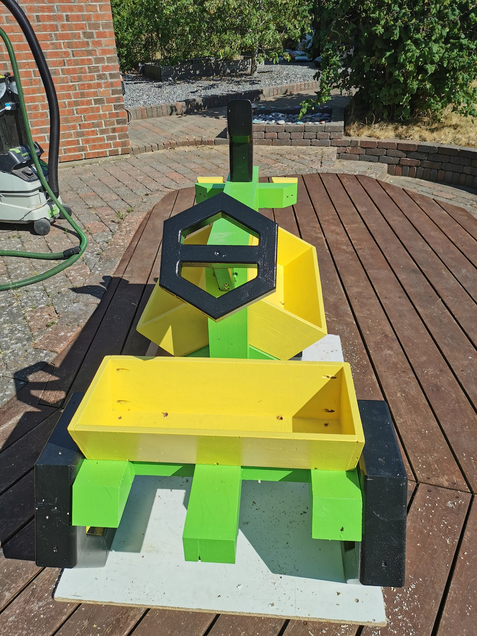 Tractor Garden Planter, Planter, Planterbox, Build Plans, Diy, Drawings ...