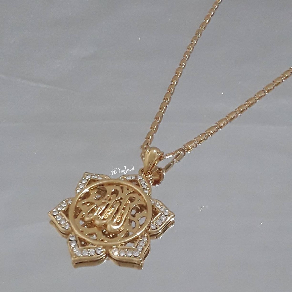 Allah اللہ Necklace Islamic Jewellery Religious Allah Necklace Arabic Calligraphy T Cz