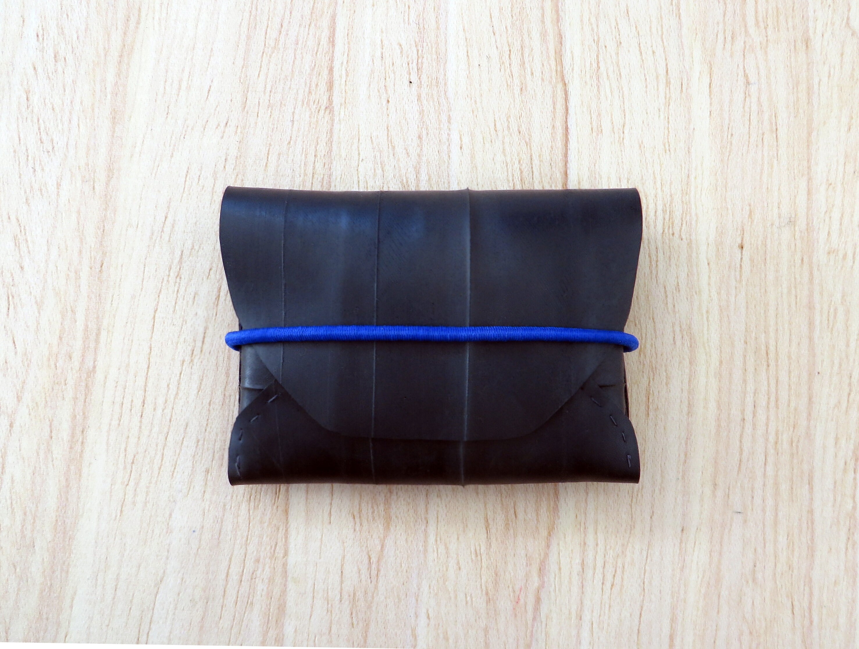L52 Recycled Rubber Inner Tube Purse With Blue Elastic Band - Etsy UK