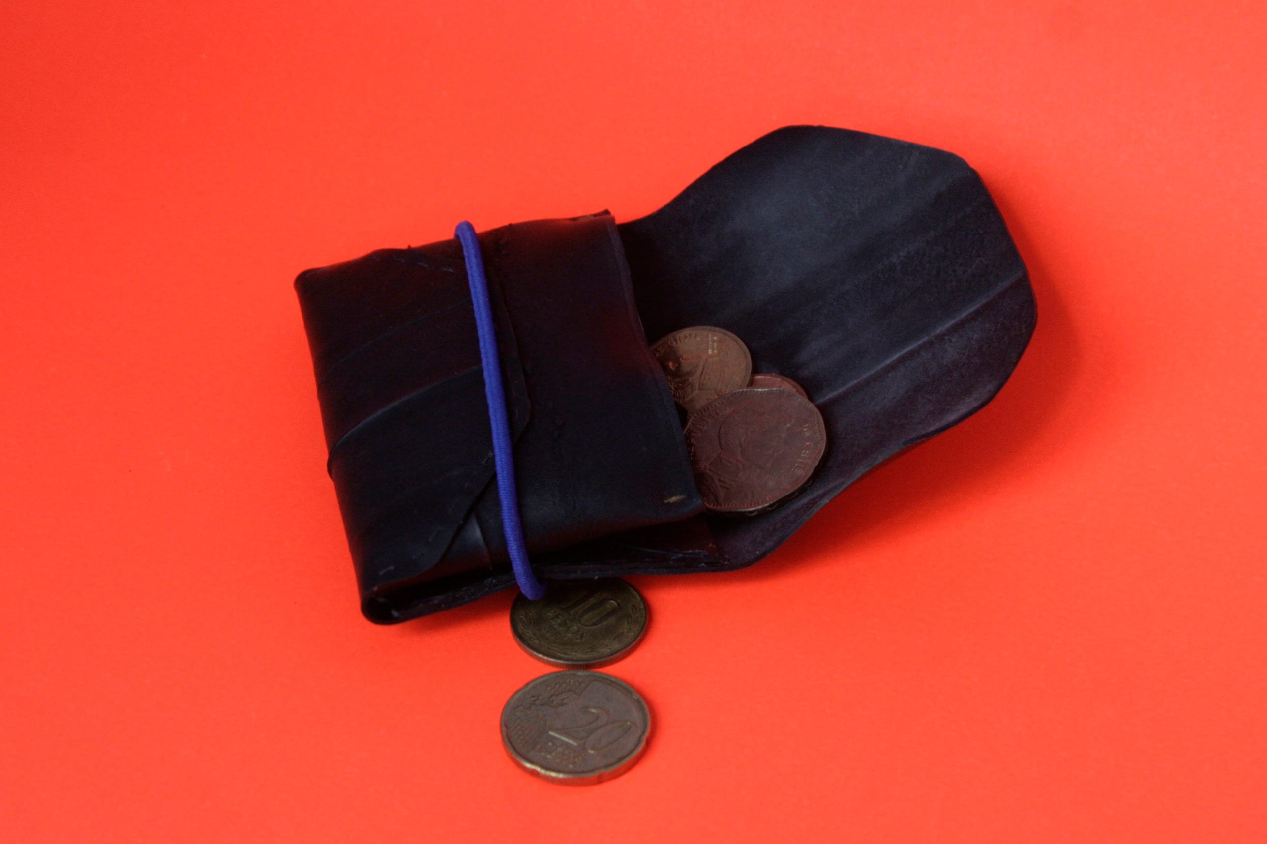 L52 Recycled Rubber Inner Tube Purse With Blue Elastic Band - Etsy UK
