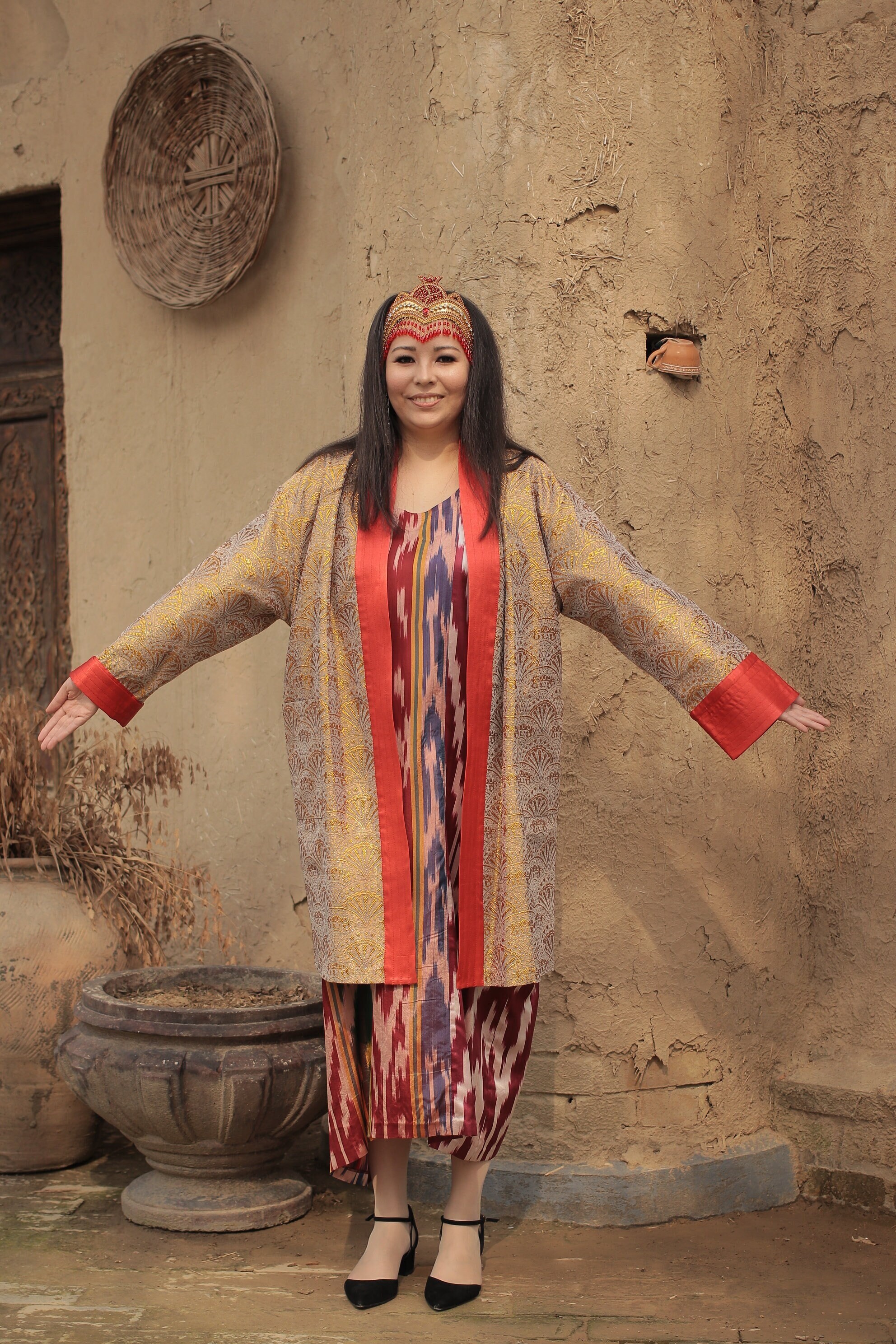 Scarlet Withgold Cropped Shiny Chapan Cape Kimono Vintage Brocade Women ...