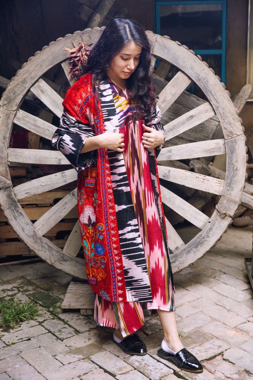 Luxurious Chapan Made of Vintage Silk and Velvet With Embroidery Kimono ...