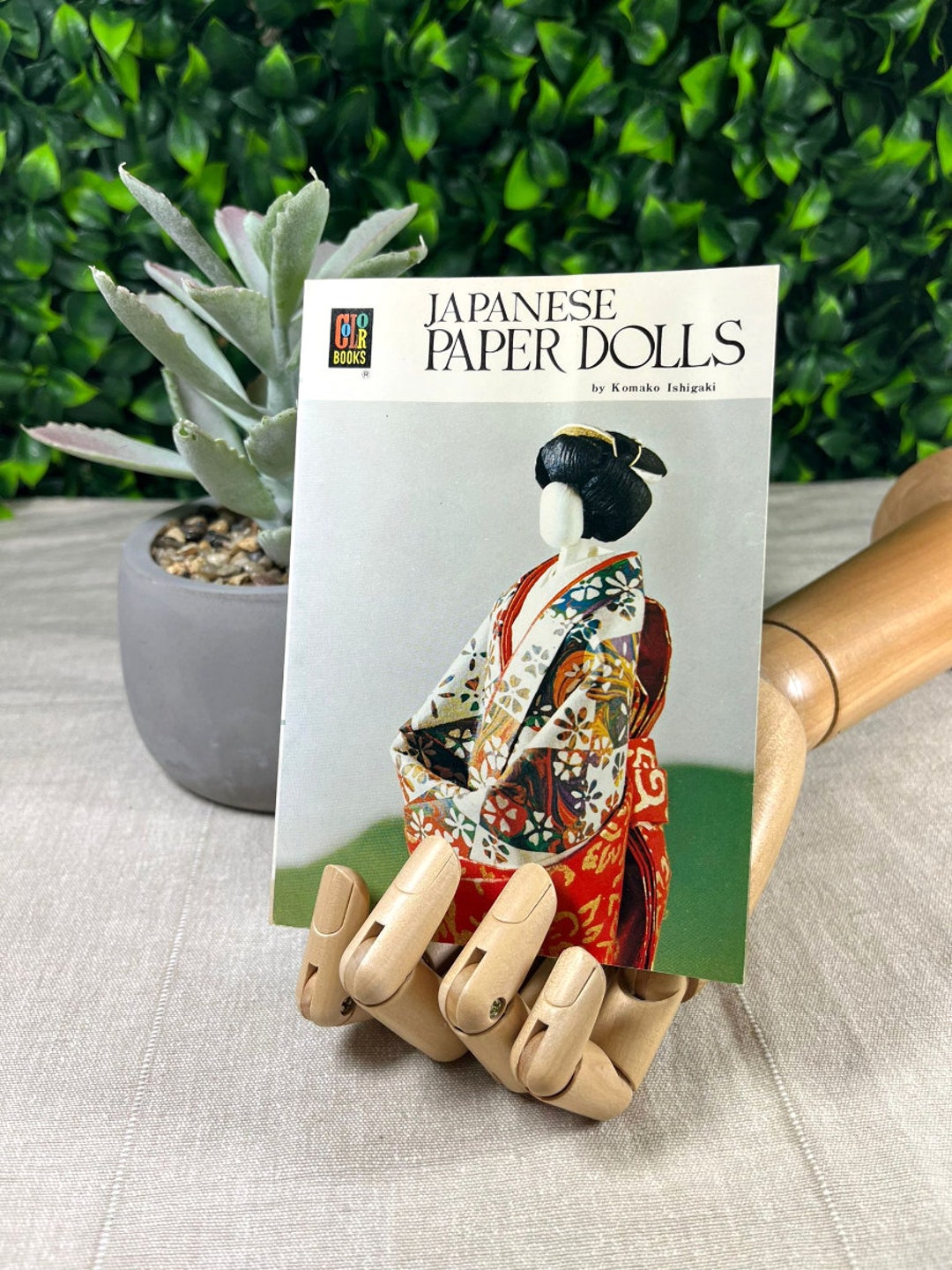 Japanese Paper Dolls Book by Komako Ishigaki - Etsy