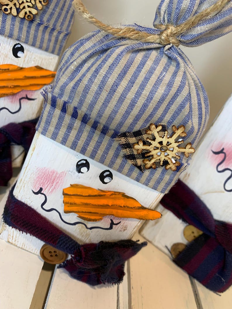 Rustic Wood Snowman With Striped Hat and Snowflake - Etsy