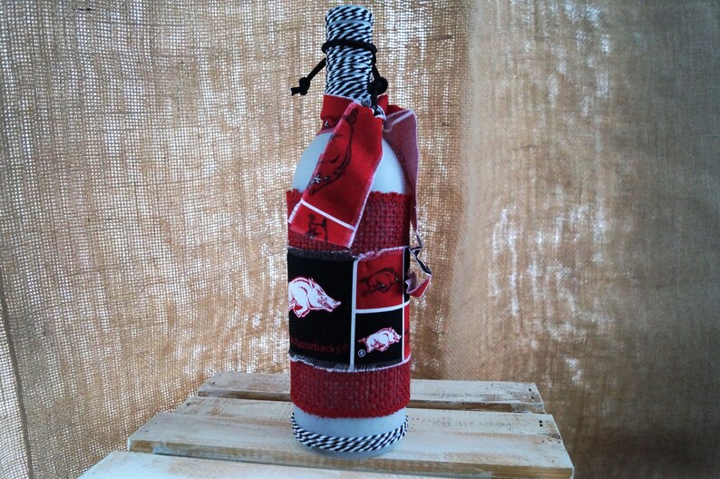 University of Arkansas Razorbacks Wine Bottle Decoration - Etsy