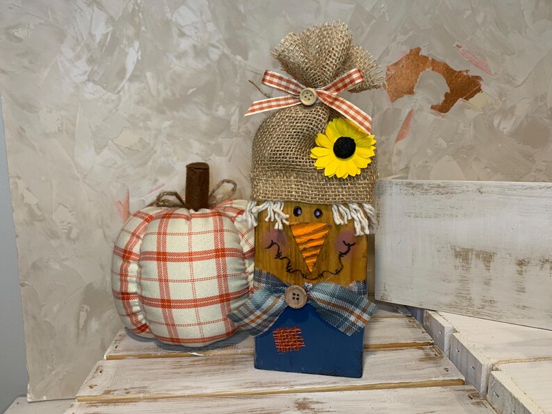 Rustic Wood Scarecrow With Burlap Hat and Sundlower - Etsy