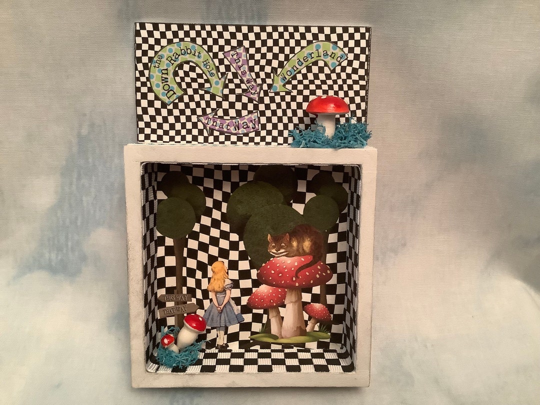 Alice in Wonderland Mini Diorama, This Way, That Way Checkerboard Scene ...