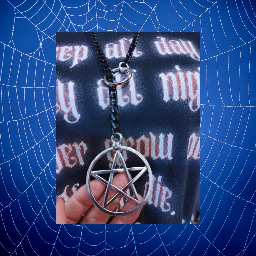 Gothic Lasso Necklace. Black Steel Chain With Oring. Silver Pentagram ...