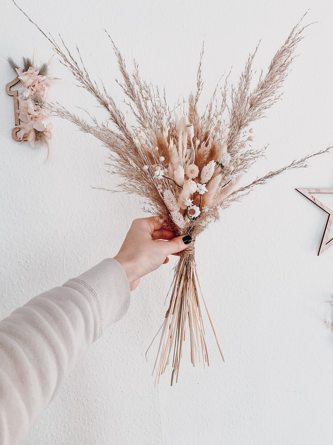 Minimalist Beige Bouquet, Dried Grass Decor, Cute Small Wild Flowers ...