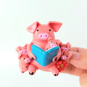 Handmade Pig Figurine Bookshelf Decor, Clay Animal Reading Book Unique ...