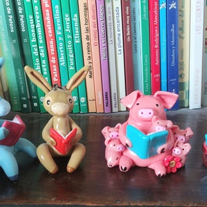 Handmade Pig Figurine Bookshelf Decor, Clay Animal Reading Book Unique ...