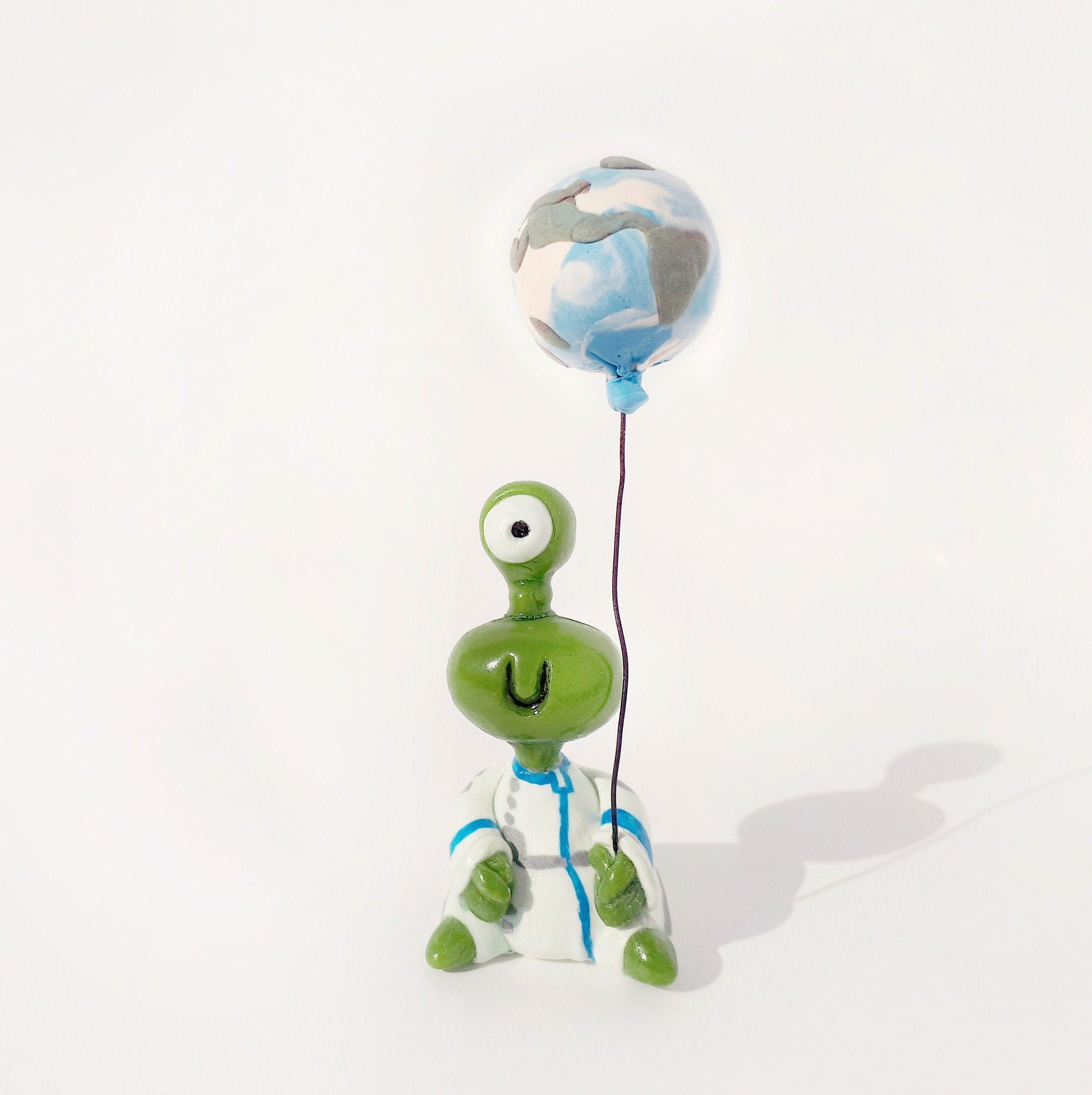 Collectibles Art & Collectibles Figurines & Knick Knacks Space invaders ...