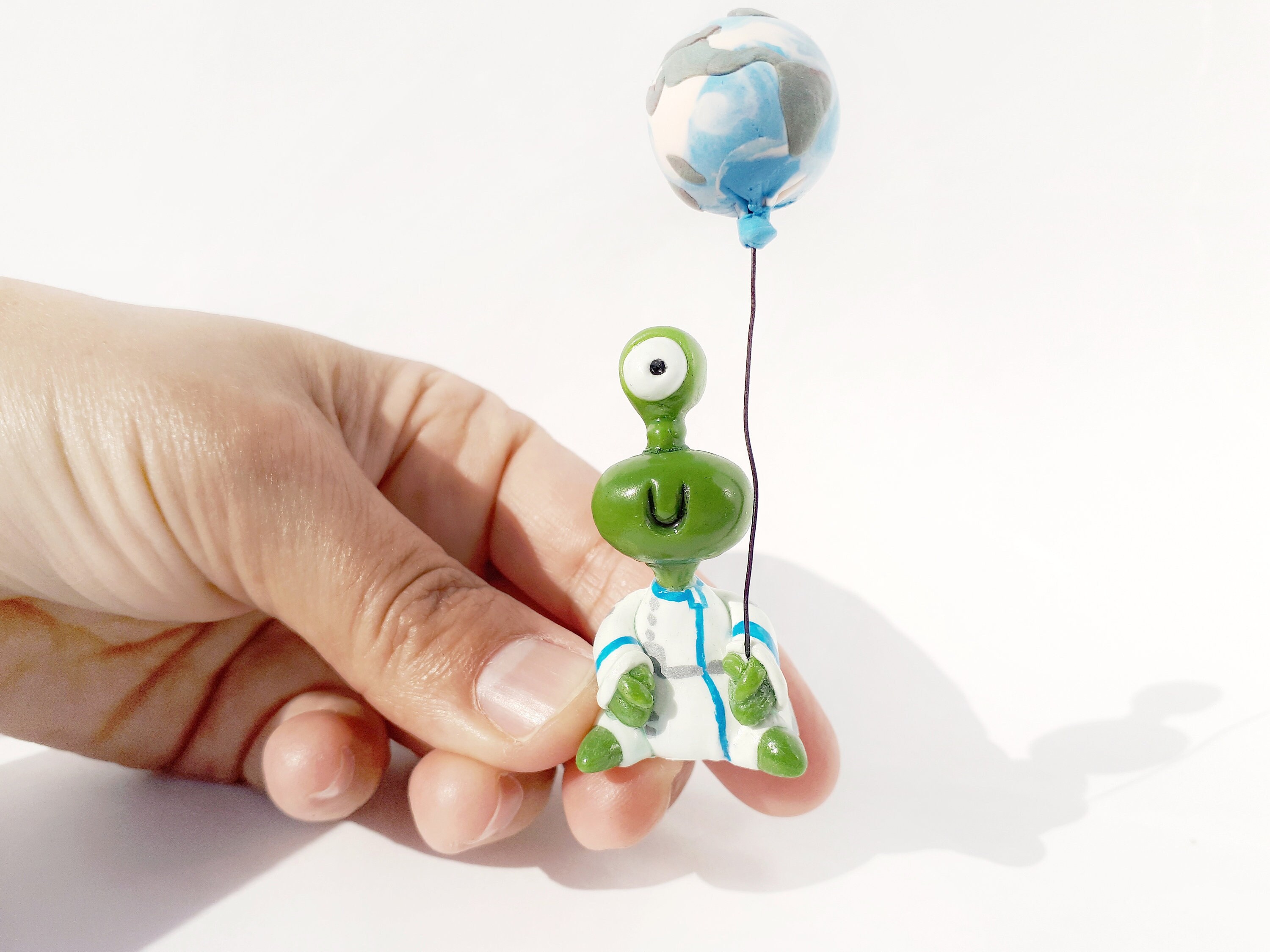 Collectibles Art & Collectibles Figurines & Knick Knacks Space invaders ...