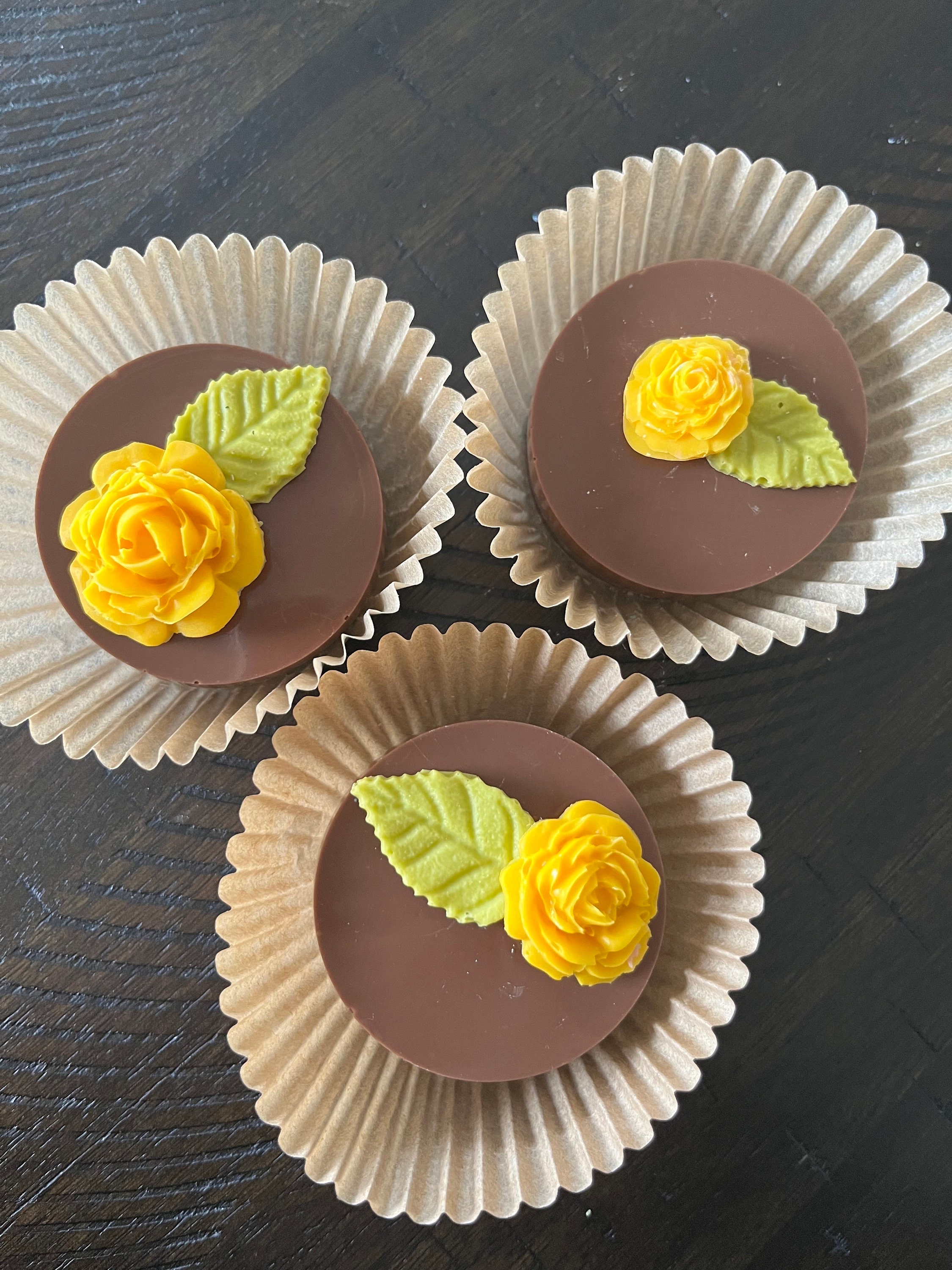 Chocolate Covered Oreos With Yellow Roses - Etsy