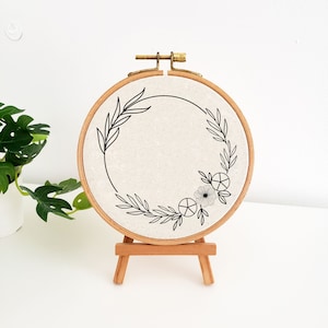 Floral Wreath Embroidery Pattern, Flower Embroidery PDF Pattern, Hand ...