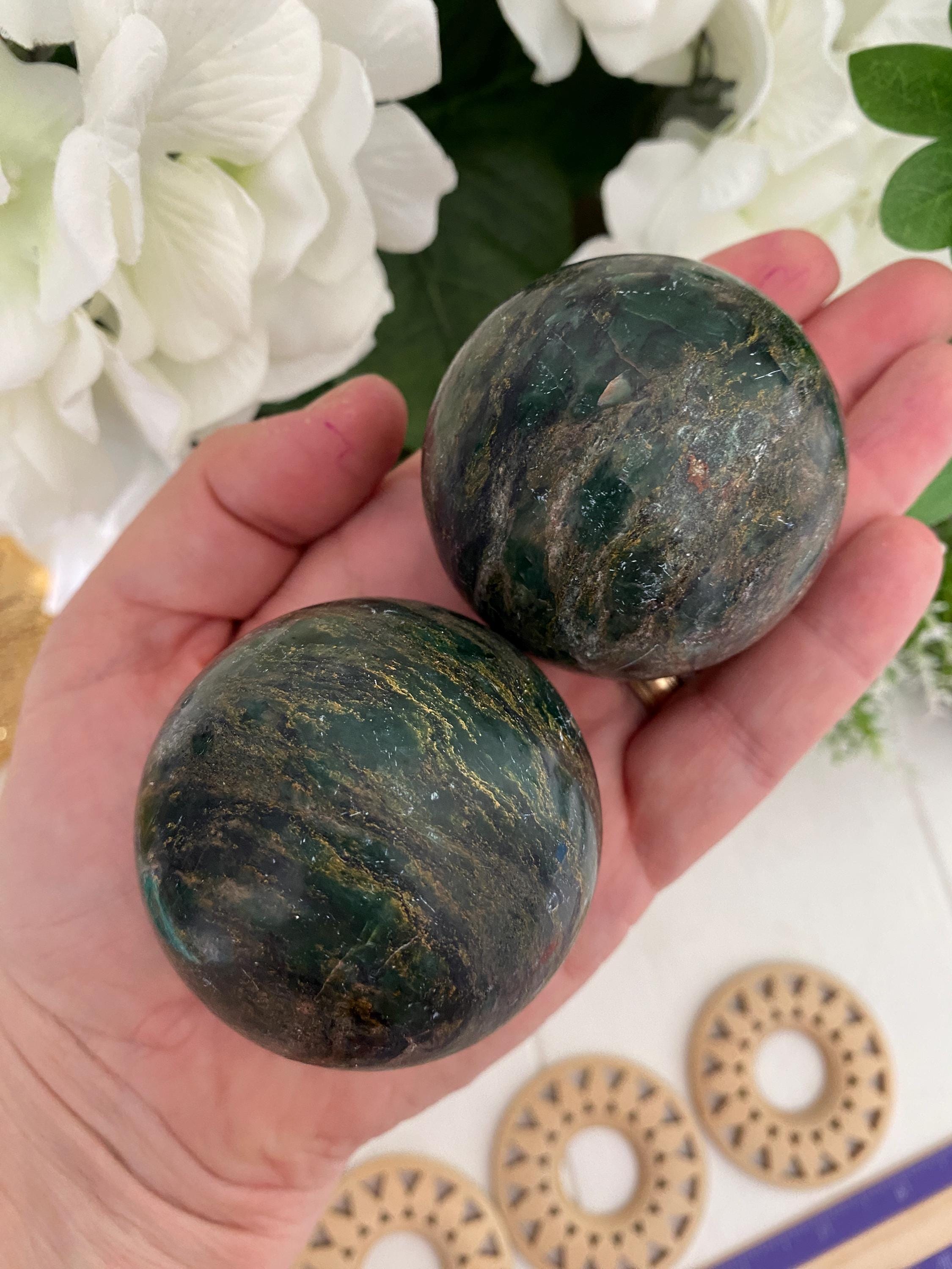 Emerald Green Mica & Quartz Spheres (you Choose) Sphere Stand Included ...