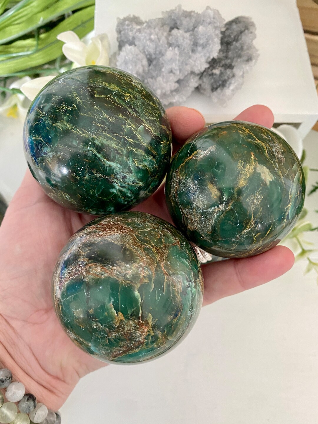 Emerald Green Mica & Quartz Spheres (you Choose) Sphere Stand Included ...