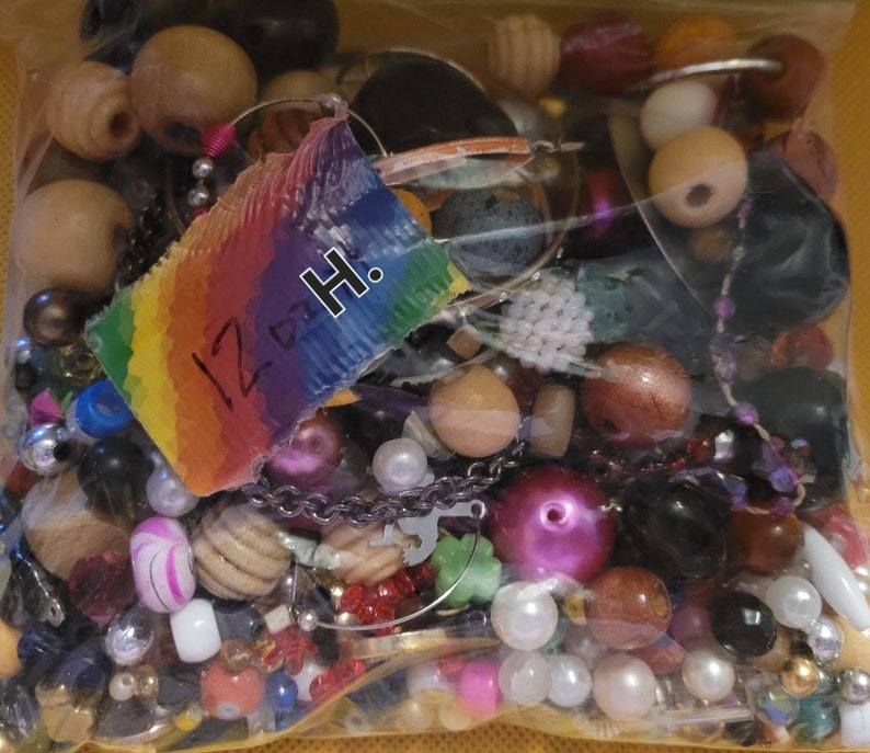 12oz Mixed Lot - Beads, Jewelry Pieces, Buttons - Vintage to Now - Etsy