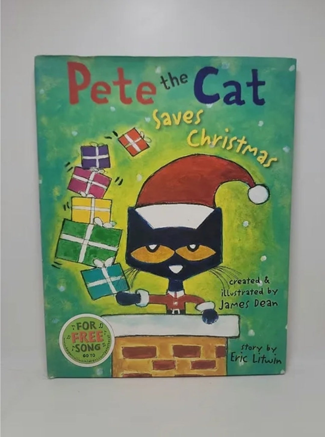 Pete the Cat Saves Christmas: A Christmas Holiday Book for Kids ...